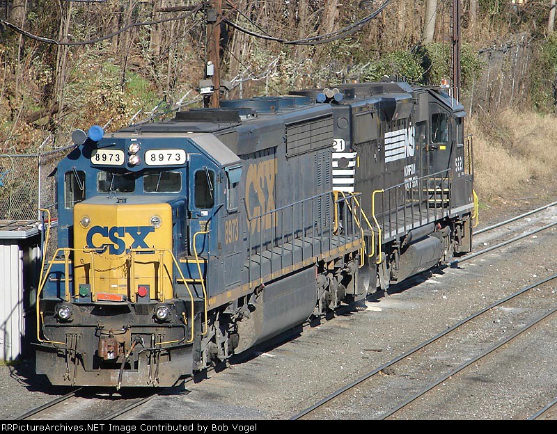 CSX 8973 & NS 5221